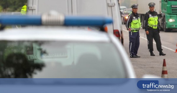 Засилени са полицейските проверки по пътищата към морето - trafficnews.bg