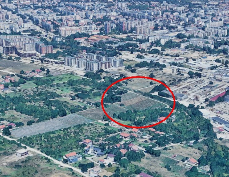 Адвокатът на пловдивчанката, която чака имоти от 16 дка : Решението е ...